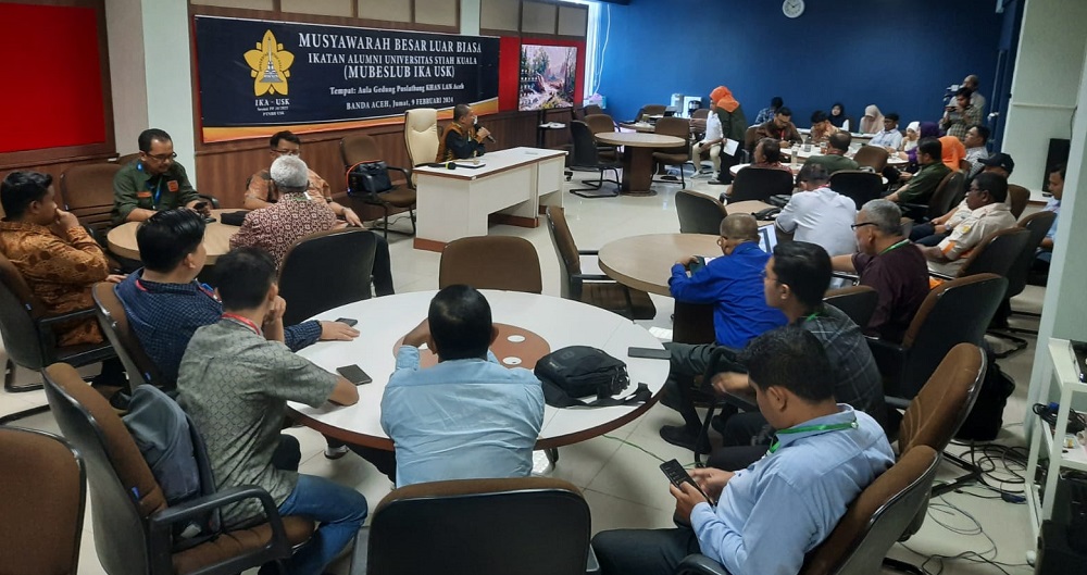 Bustami Hamzah "Dikudeta", Amal Hasan Ketua IKA USK Versi Rektor Prof ...